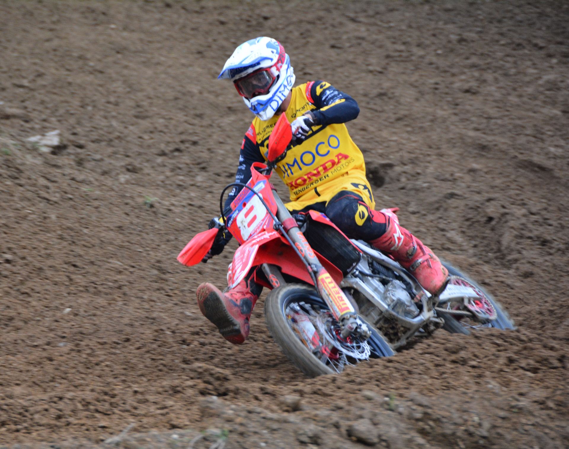 Michael Kratzer sicherte sich in Kirchschlag den MX OPEN Staatsmeistertitel 2022 ...